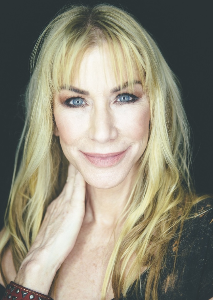 Caroline Williams picture