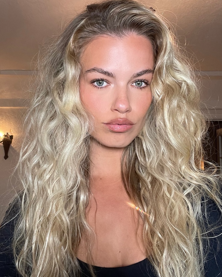 Image of Hailey Clauson
