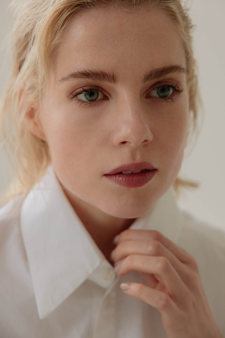 Picture of Lucy Boynton
