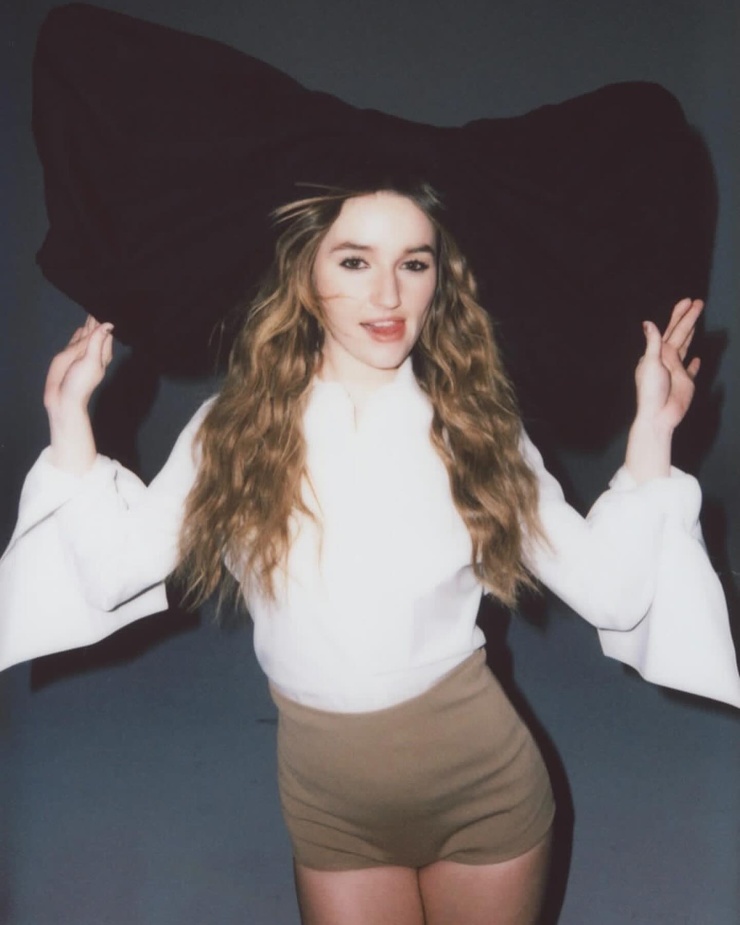 Picture of Kaitlyn Dever