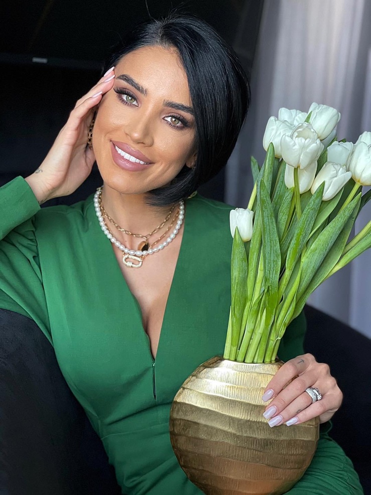 Adelina Pestritu picture