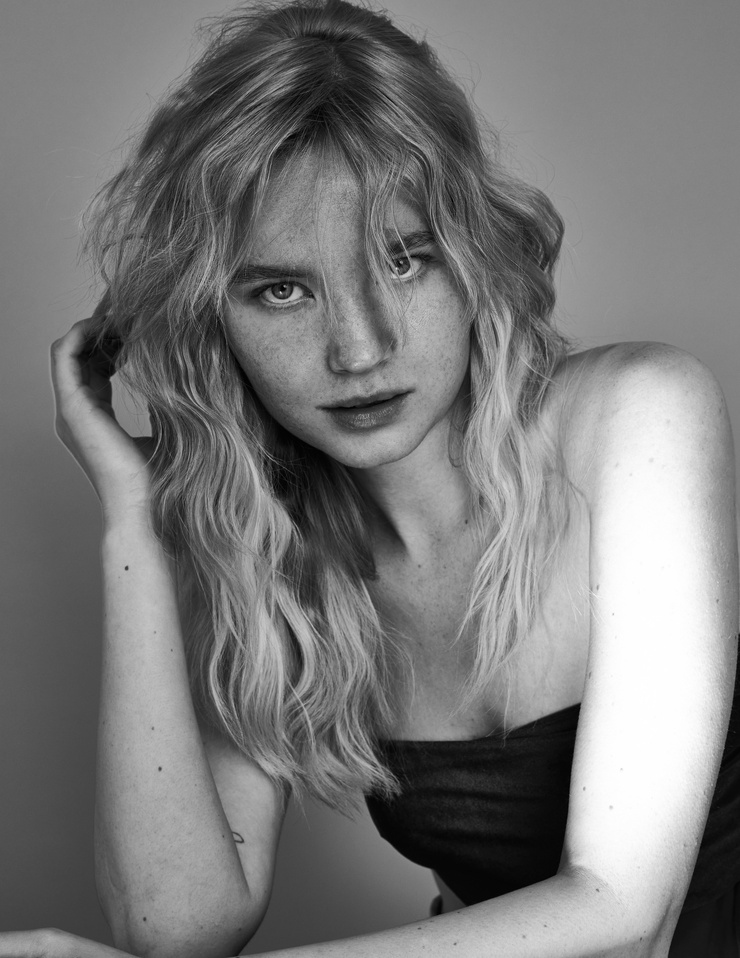 Picture of Victoria Shapar model