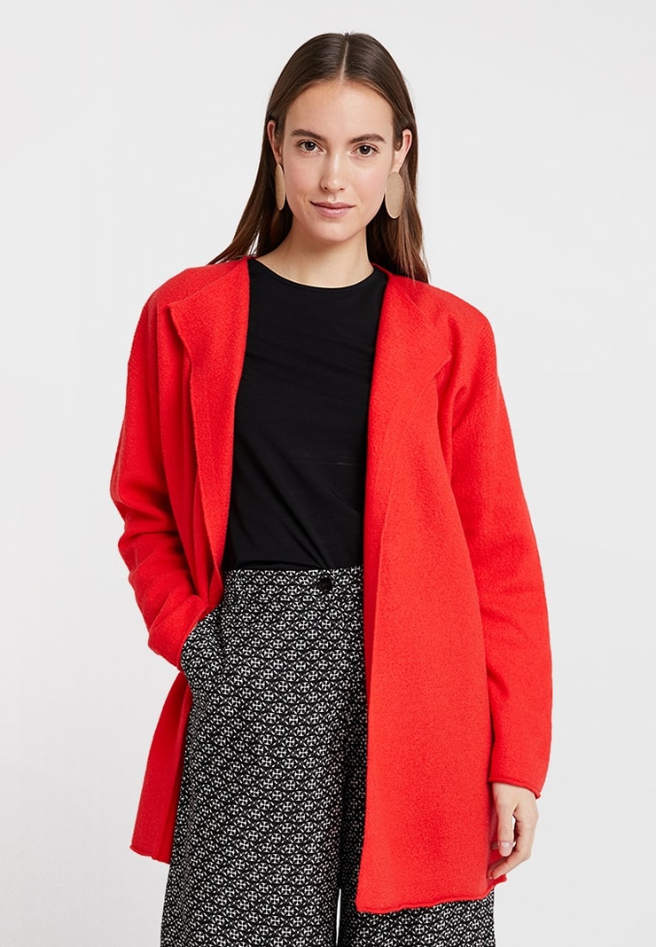 Katharina Minwegen image