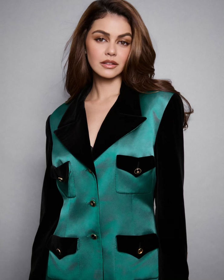 Picture of Janine Gutierrez