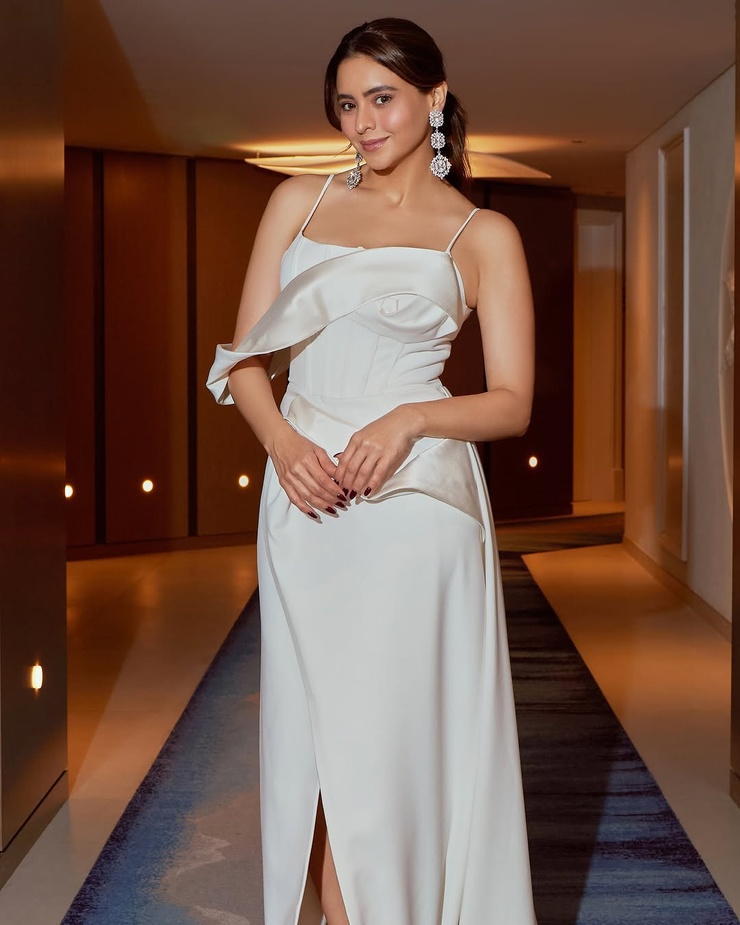 Picture of Aamna Shariff