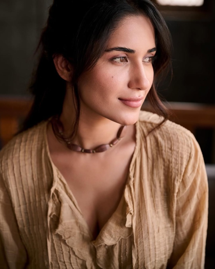 Picture of Ruhani Sharma