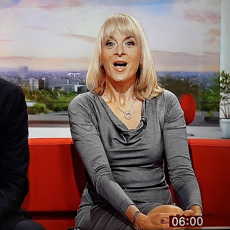 Louise Minchin picture