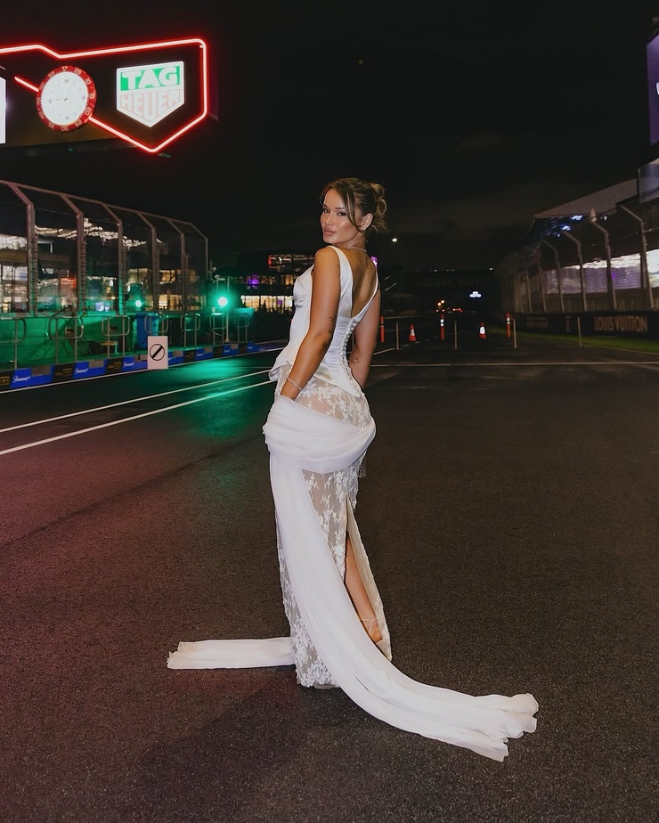 Picture of Isabelle Clarke (model)