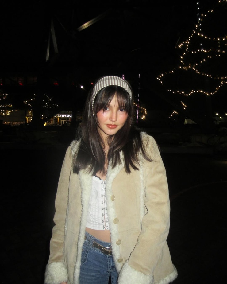 Image of Isabel Deroy-Olson