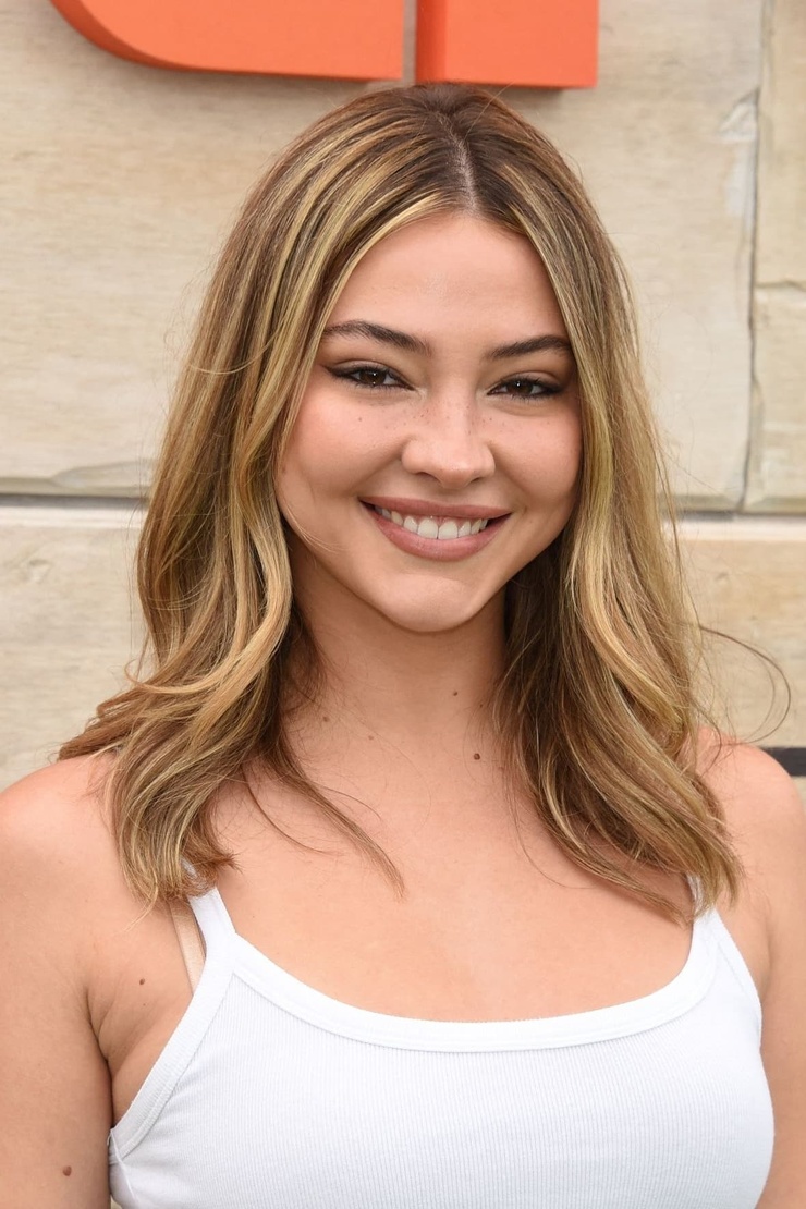 Picture of Madelyn Cline