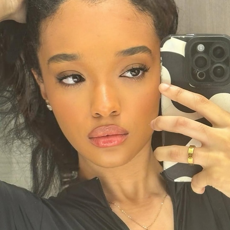 Picture of Shashi (model)