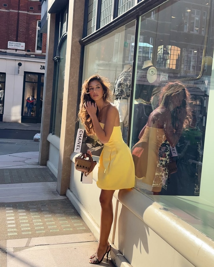 Amelia Marni picture