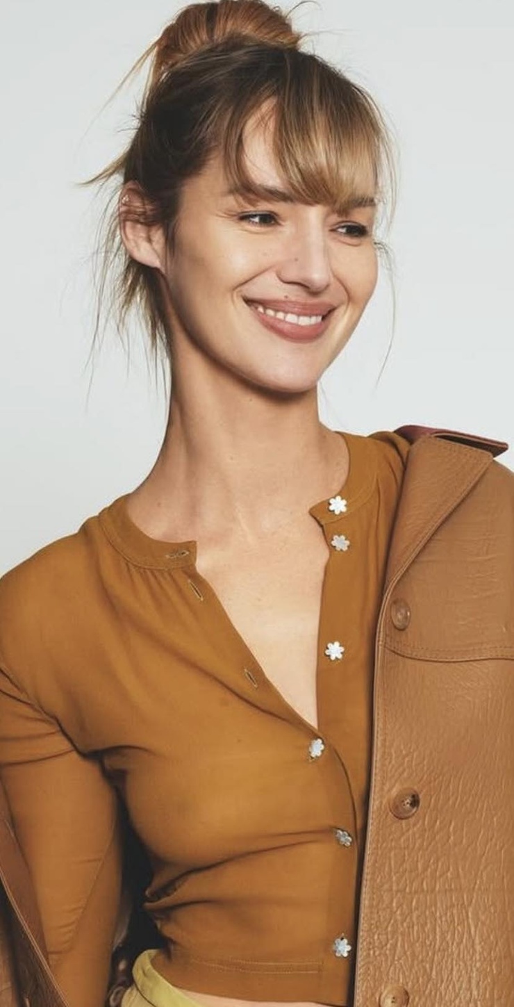 Picture of Louise Bourgoin