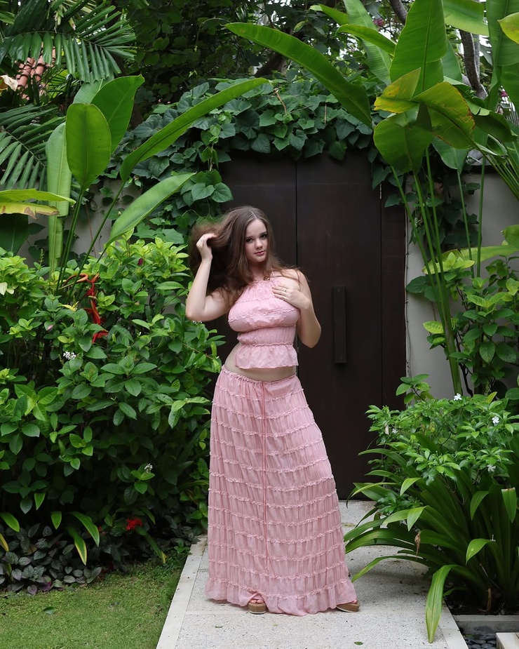 Isabella Ardley image