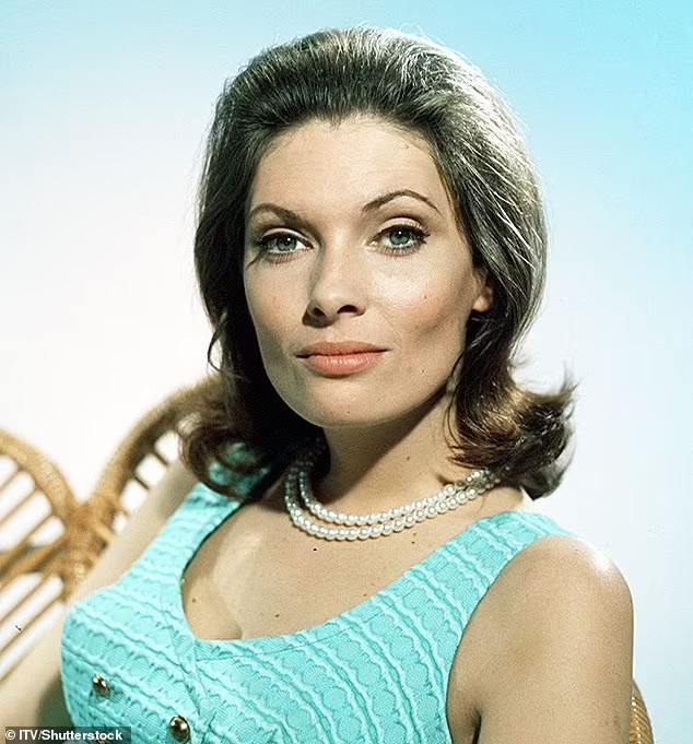 Hildegard Neil image