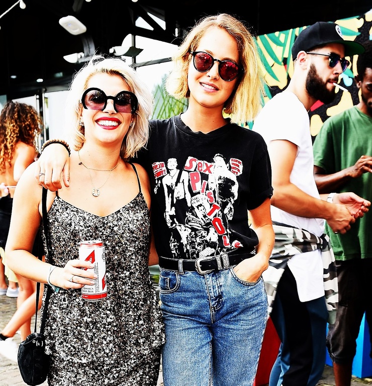 Pips Taylor & Tess Ward