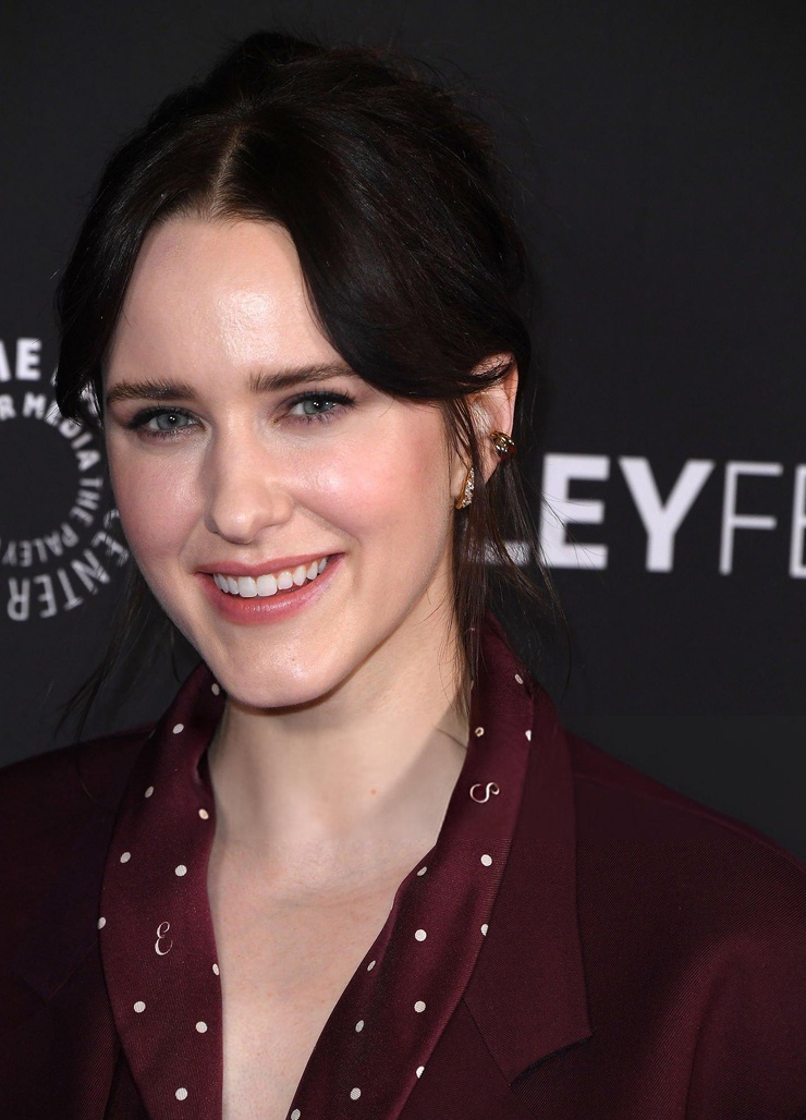 Rachel Brosnahan picture
