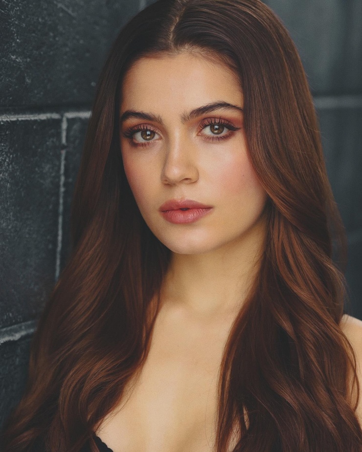 Picture of Emmy Perry