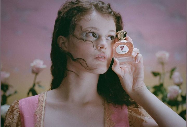 Picture of Scarlett White