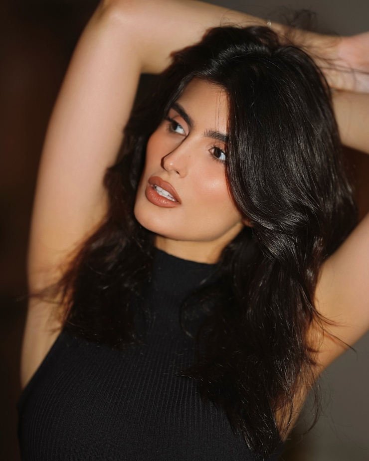 Yael Cohen (model) picture