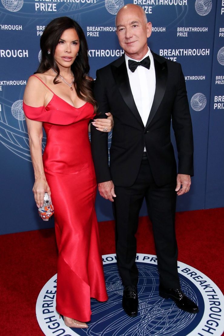 Picture of Lauren Sanchez