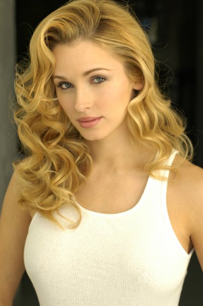 Picture of Shandi Finnessey