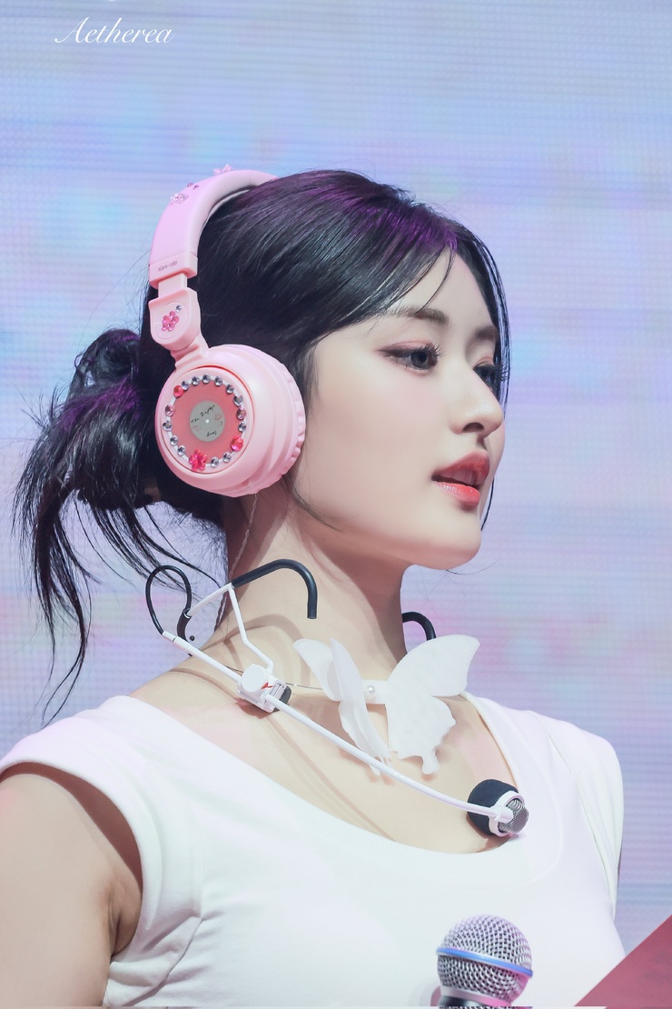 Picture of Athena Yang