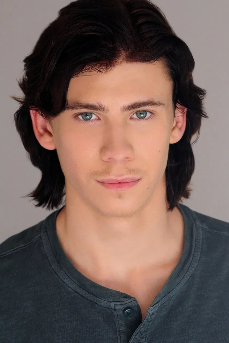 Picture of Owen Teague