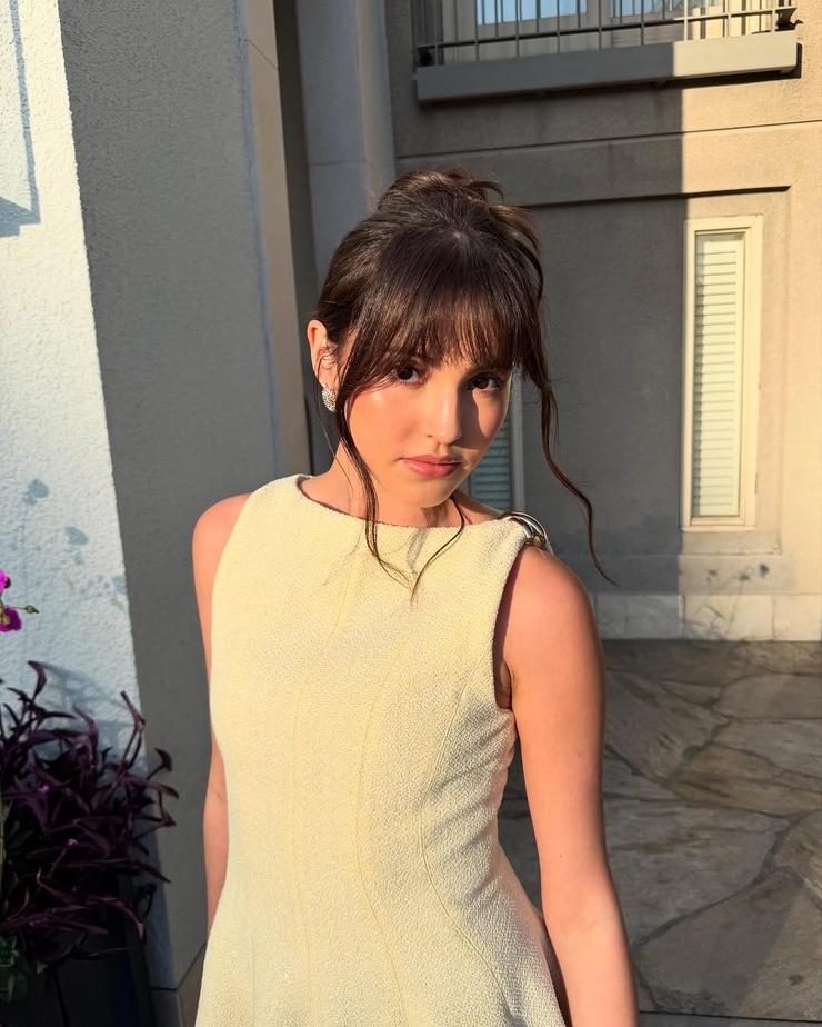 Picture of Isabel Deroy-Olson