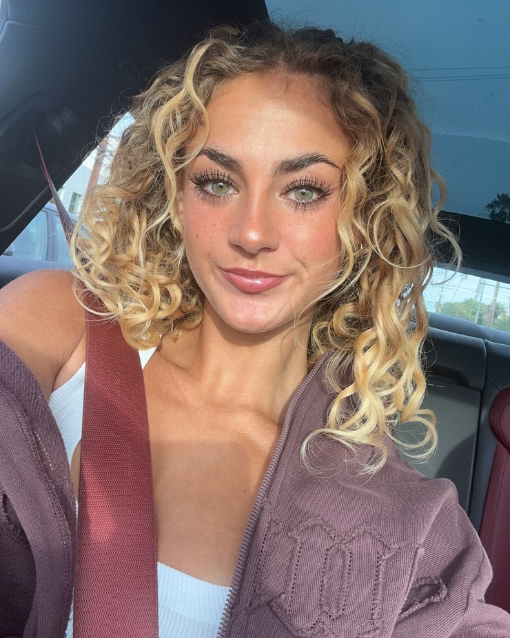 Picture of Claire Stone