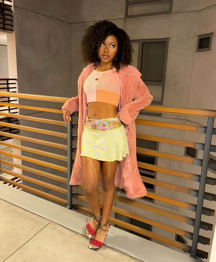 Picture of Riele Downs