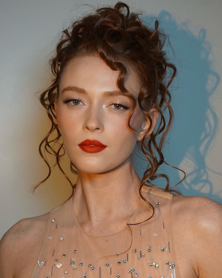 Picture of Larsen Thompson