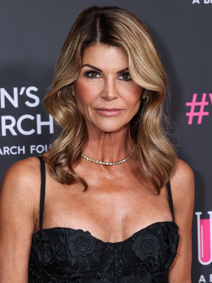 Picture of Lori Loughlin