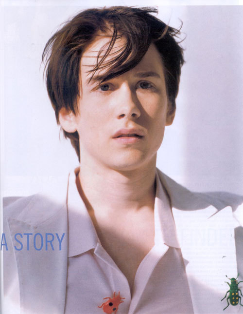 Lou Taylor Pucci image