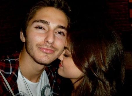 Image of Alex Marshall