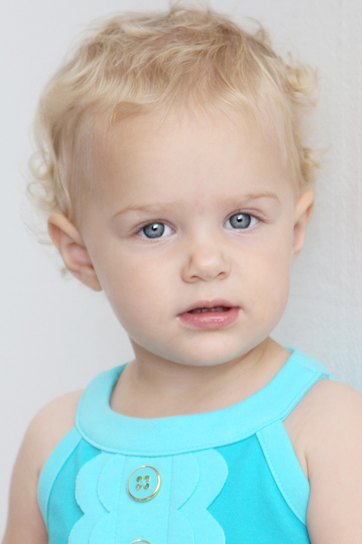 Picture of Ali Louise Hartman