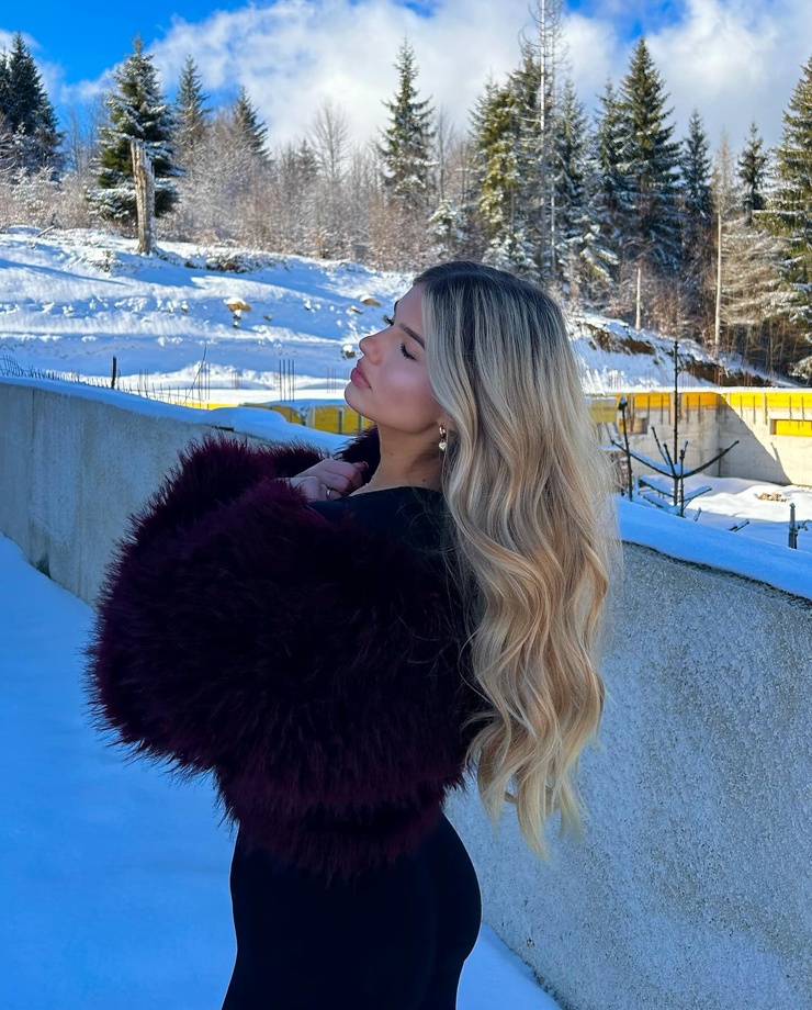 Picture of Maya Alessia