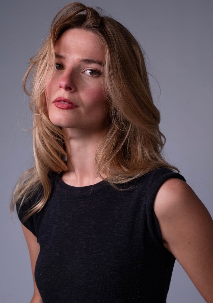 Stefanie Scott image