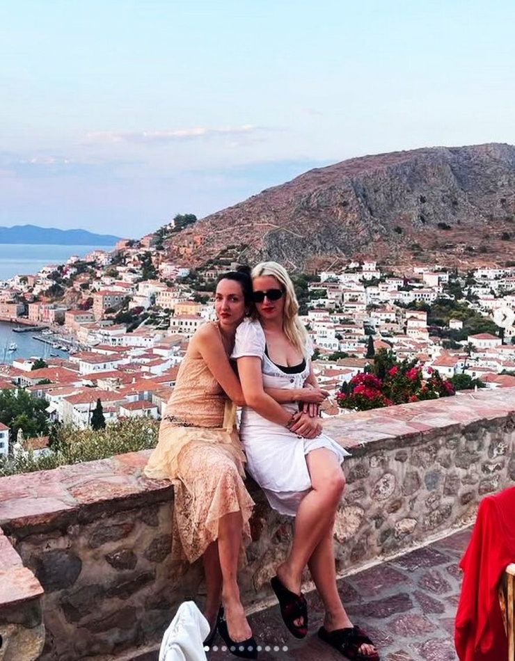 Tish Weinstock & Harriet Verney