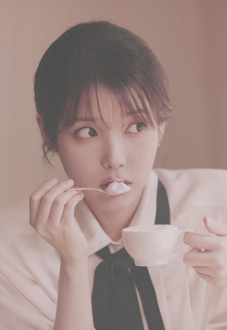 Picture of IU