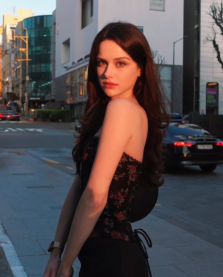 Picture of Lisa Rosh