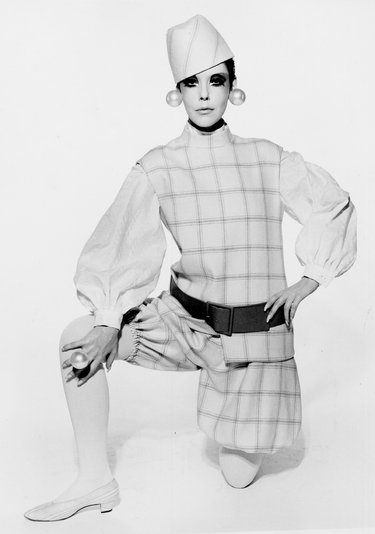 Picture of Peggy Moffitt