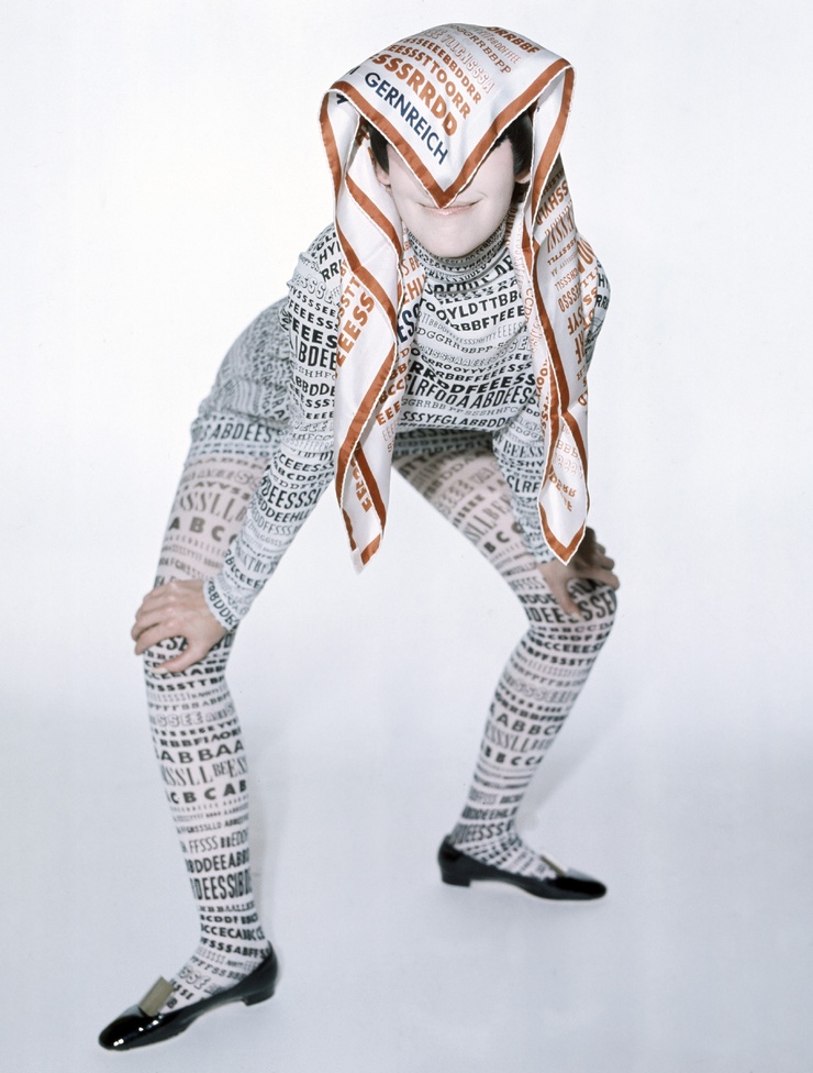 Image of Peggy Moffitt