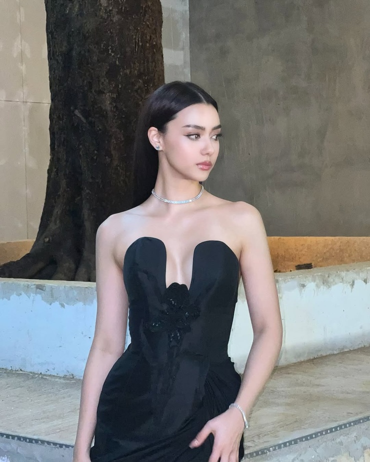 Amanda Obdam picture