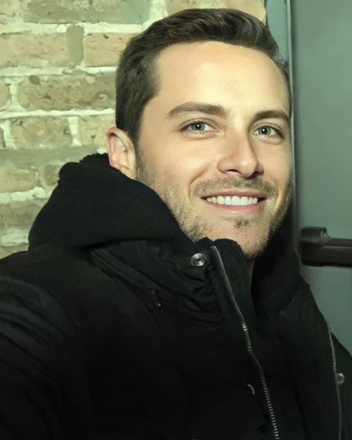 Picture of Jesse Lee Soffer