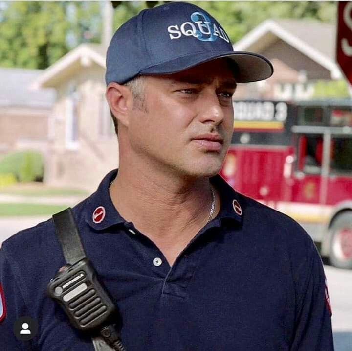 Taylor Kinney picture