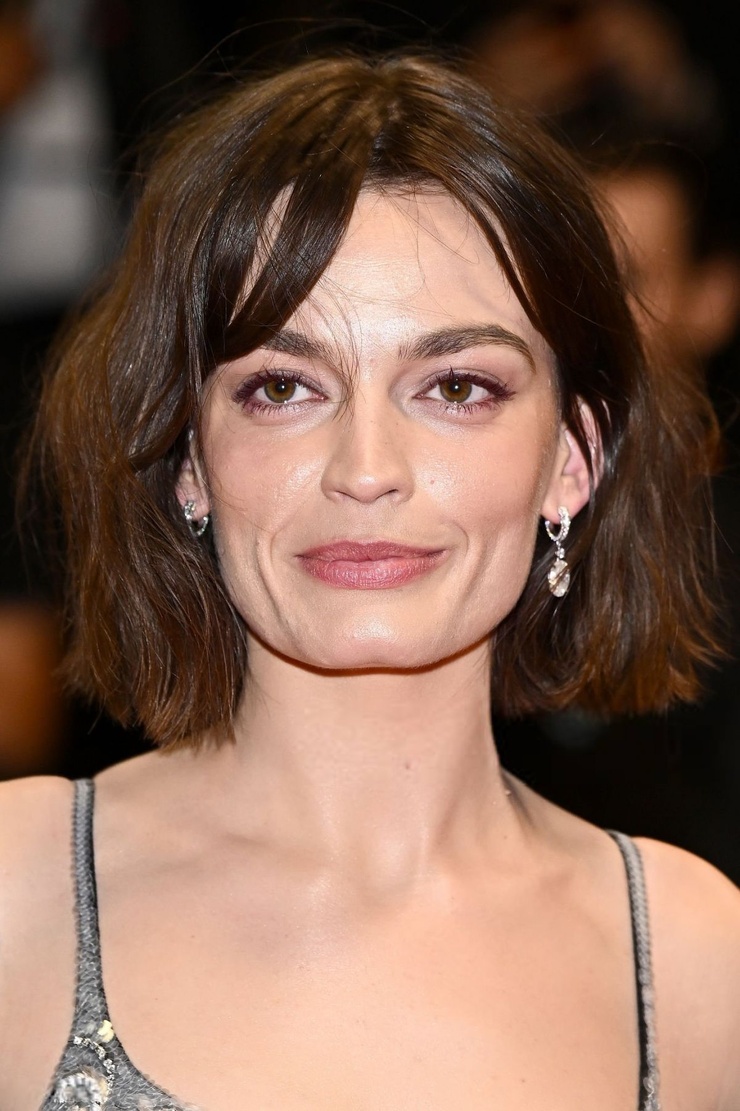 Picture of Emma Mackey