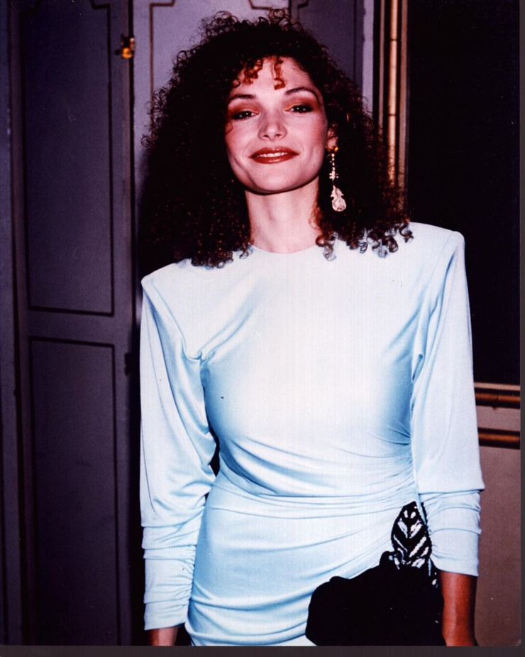 Mary Elizabeth Mastrantonio image
