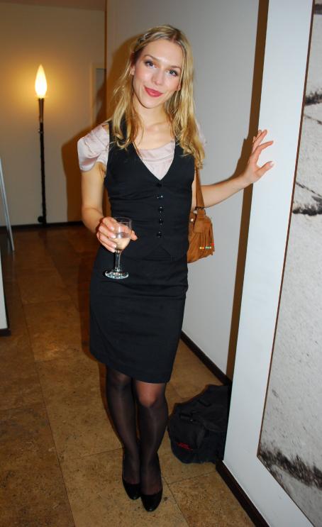 Picture of Julia Dietze