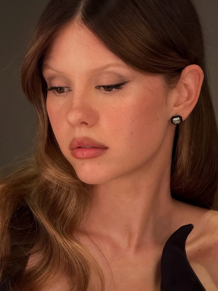 Picture of Mia Goth